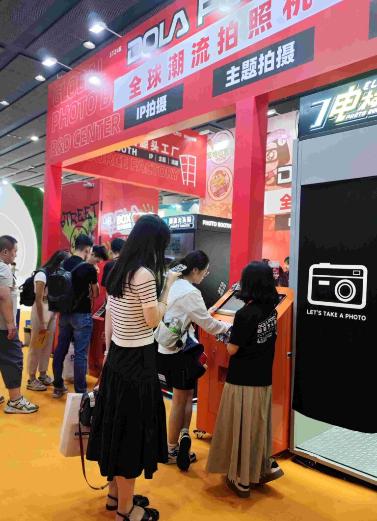 How to Choose the Right Photo Booth for Clients: Balancing Budget and ...